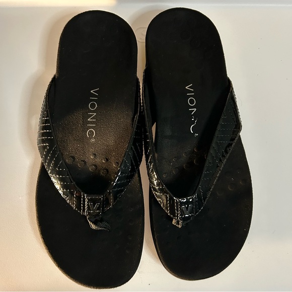 Vionic | Shoes | Womens Vionic Sandals Flip Flop Size 7 | Poshmark